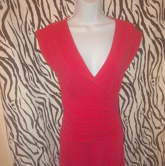 Lilla P | Dresses | 525 Lilla P Pink Dress Very Fitted Vneck Cap Sleeve ...